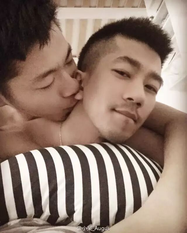 Gay圈当红同志情侣小呆与小远 | 自由微信 | FreeWeChat