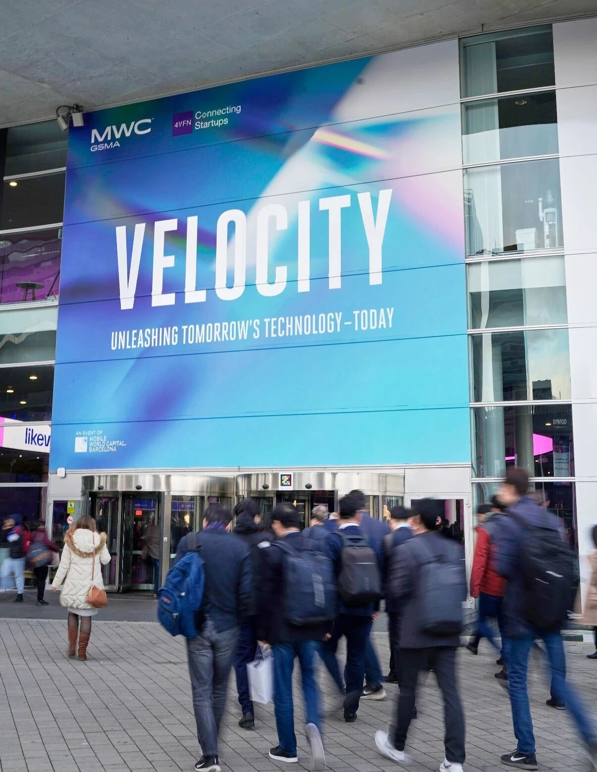 Plog｜浩鲸科技MWC 2023日常记录🌸 - 脉脉