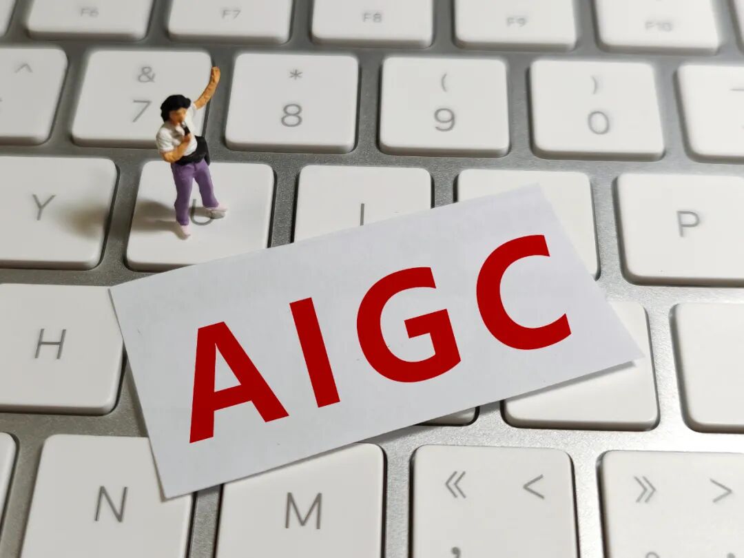 大模型军备竞赛，华为版AIGC终于要来了？ - Py学习