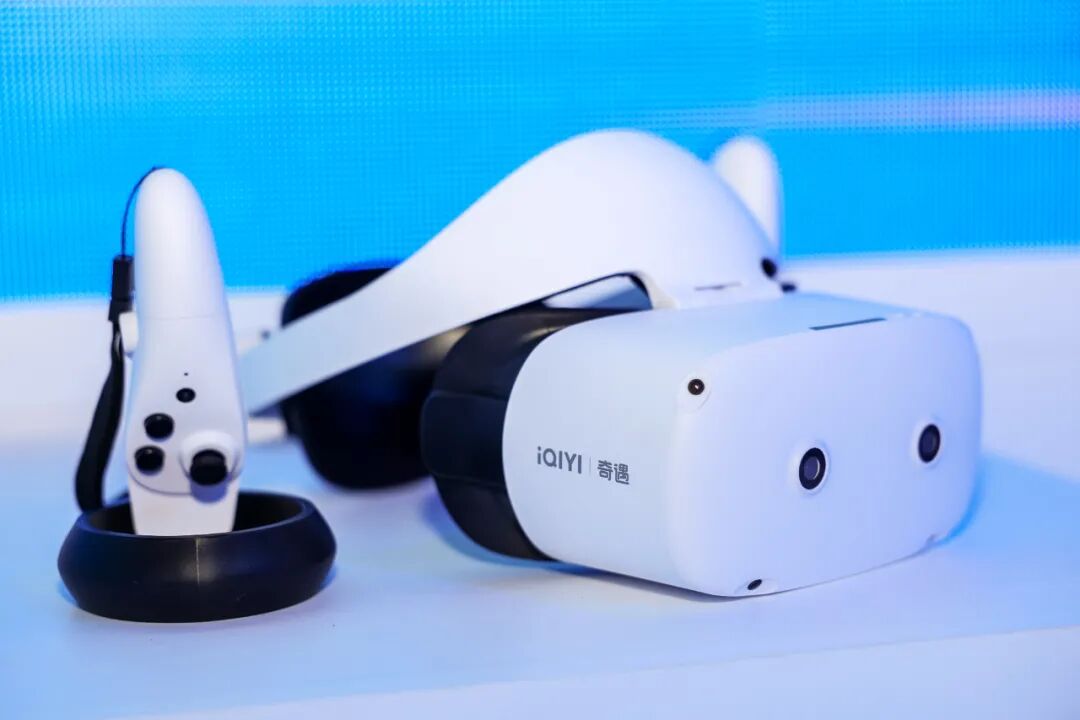 爱奇艺奇遇MIX VR一体机发布：多彩“视界”，尝鲜MR新体验 - 脉脉
