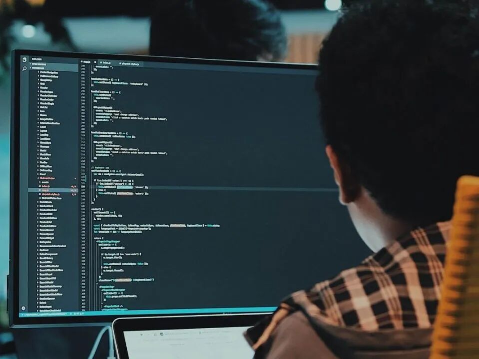 2025新加坡预算案：2亿补助培训，1.5亿扶持AI，企业如何抢占先机？ - 脉脉