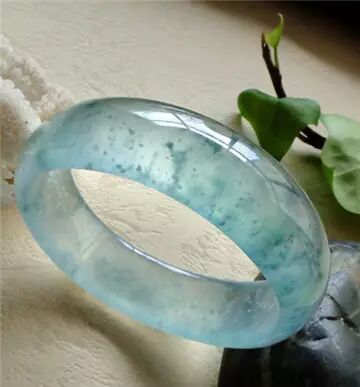 Blue Water natural Jade Bangle and Pendant, a pure beauty – Jadebuddhashop