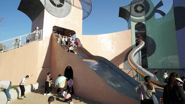 YAYA Little Duck Theme Park in Hengshui Lake Scenic Area Ceremoniously ...