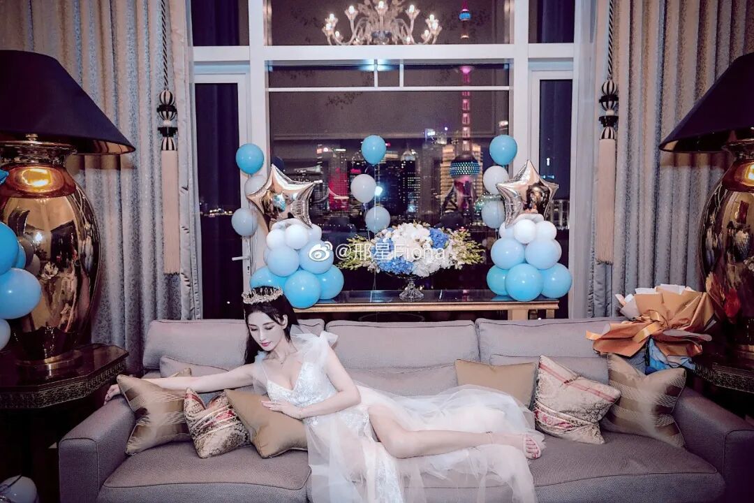 “非诚勿扰”的嘉宾有多性感？现在都内卷成这样了！ -6park.com