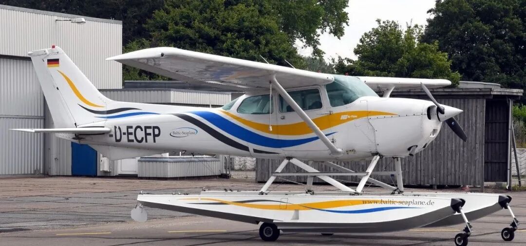 【航空科普】Cessna 172 塞斯纳172 - 飞行学院 - 模拟飞行论坛