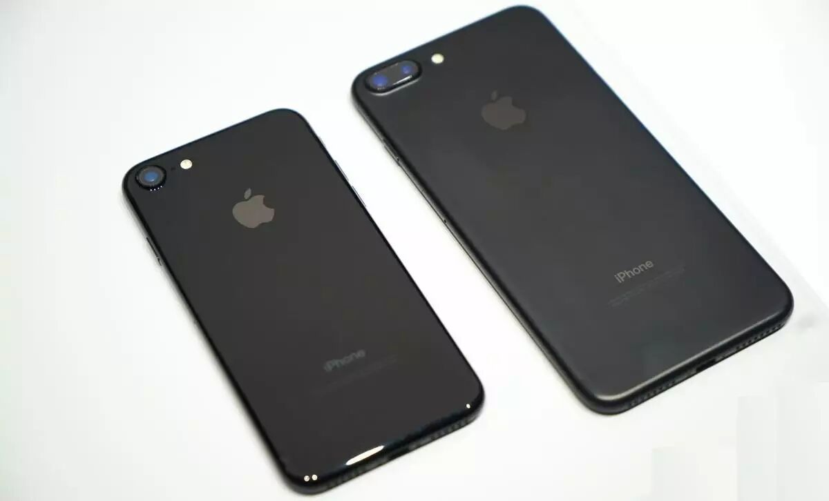 iPhone 7 和 iPhone 7P 哪个更值得购买？ - 果粉查询