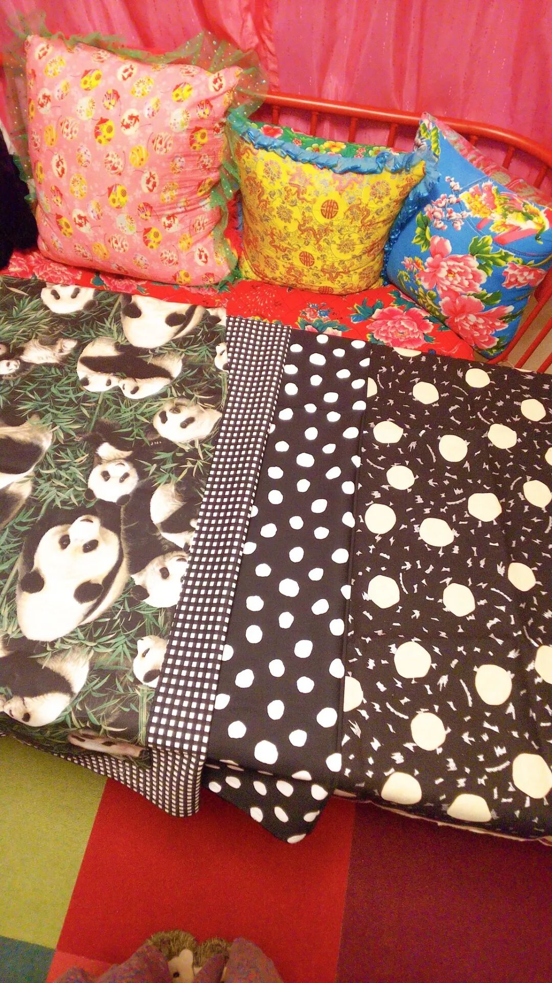 日本妹子痴迷中华风，在家里塞满东北大花布！ -6park.com