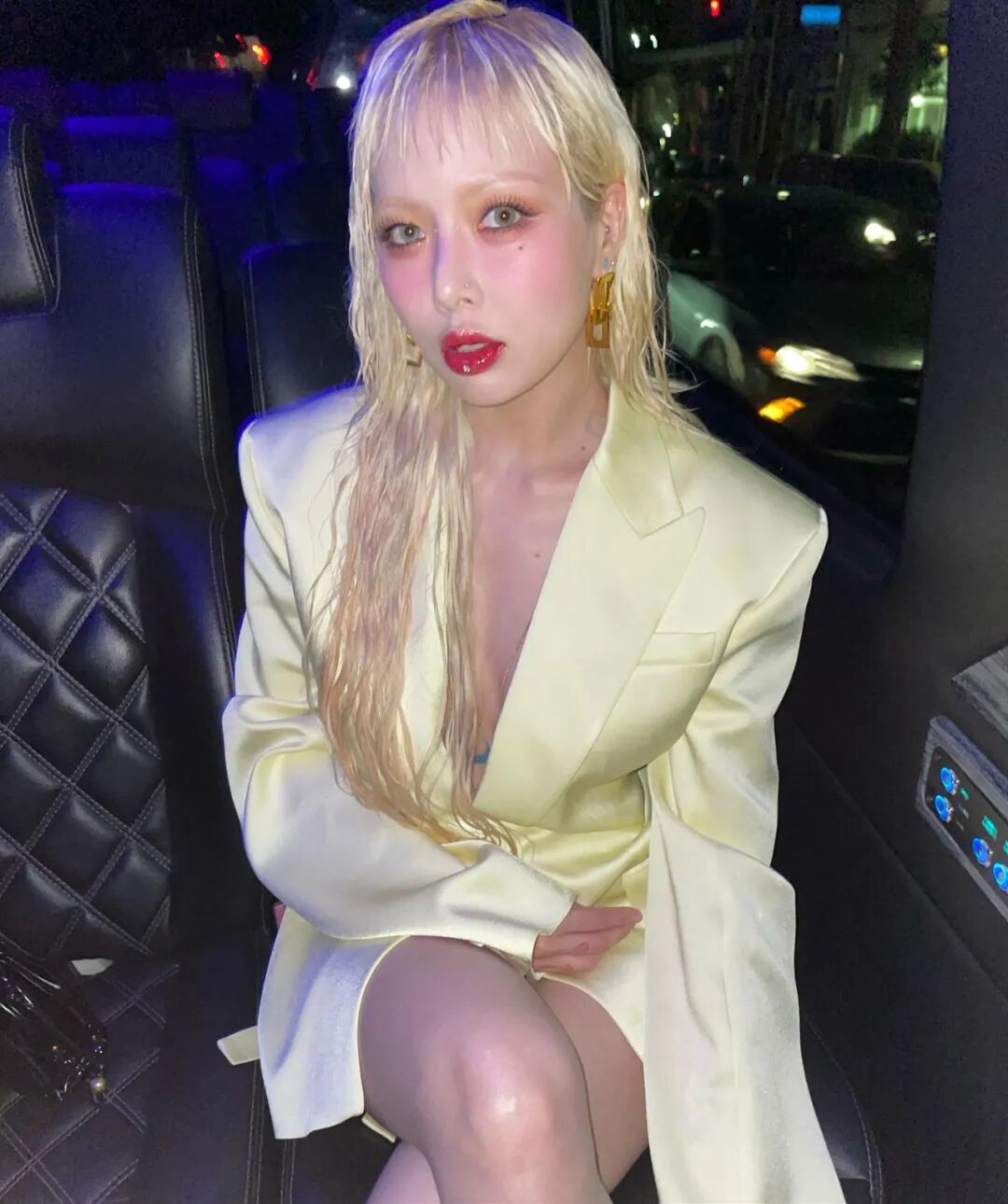 她晒超大尺度照片，贵圈没几个敢！ -6parkbbs.com