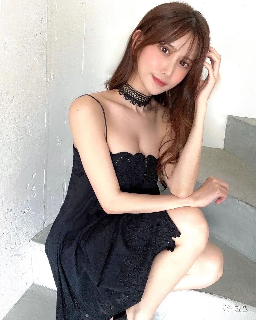 做她的粉丝真有福，毫不吝啬分享 -6parkbbs.com