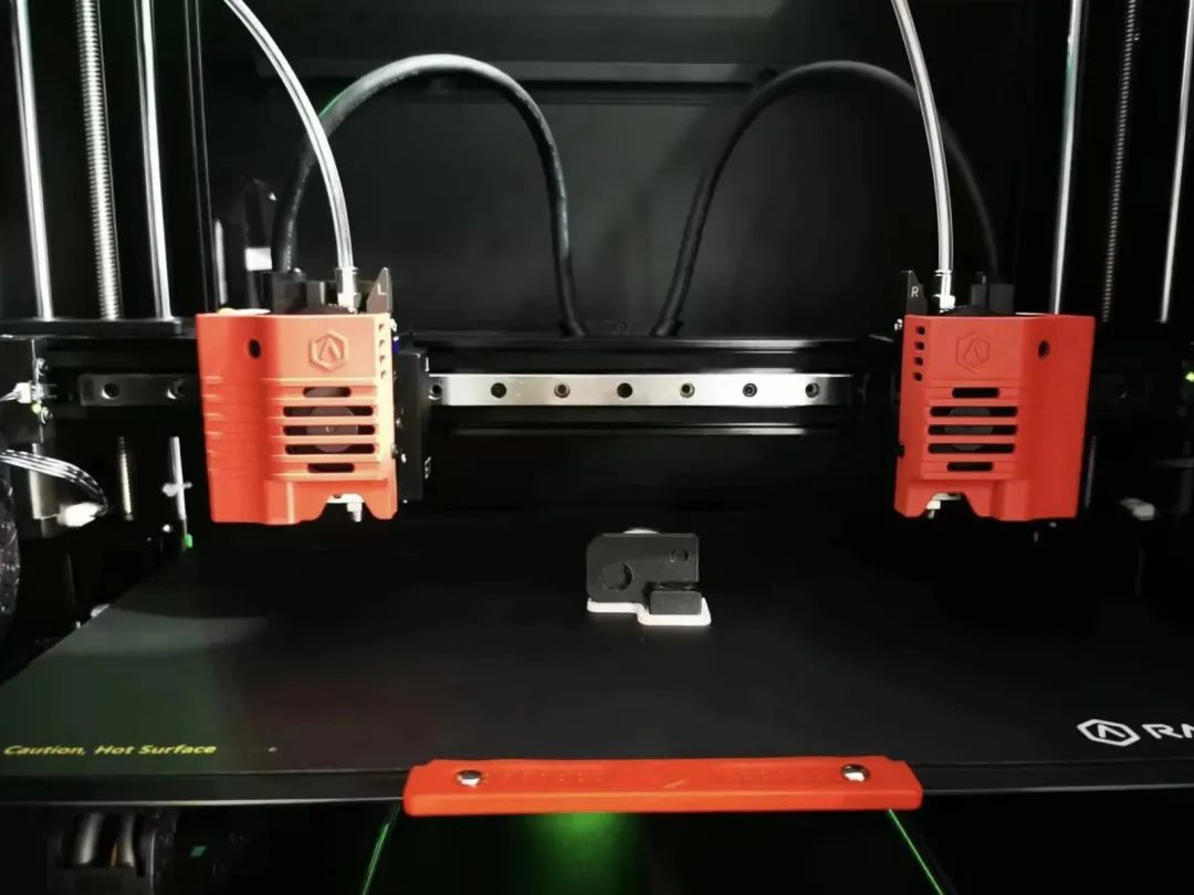 龙和鹰，RoboMaster 2023两强访谈：3D打印在设计中是如何运用的？_3D打印-技术邻