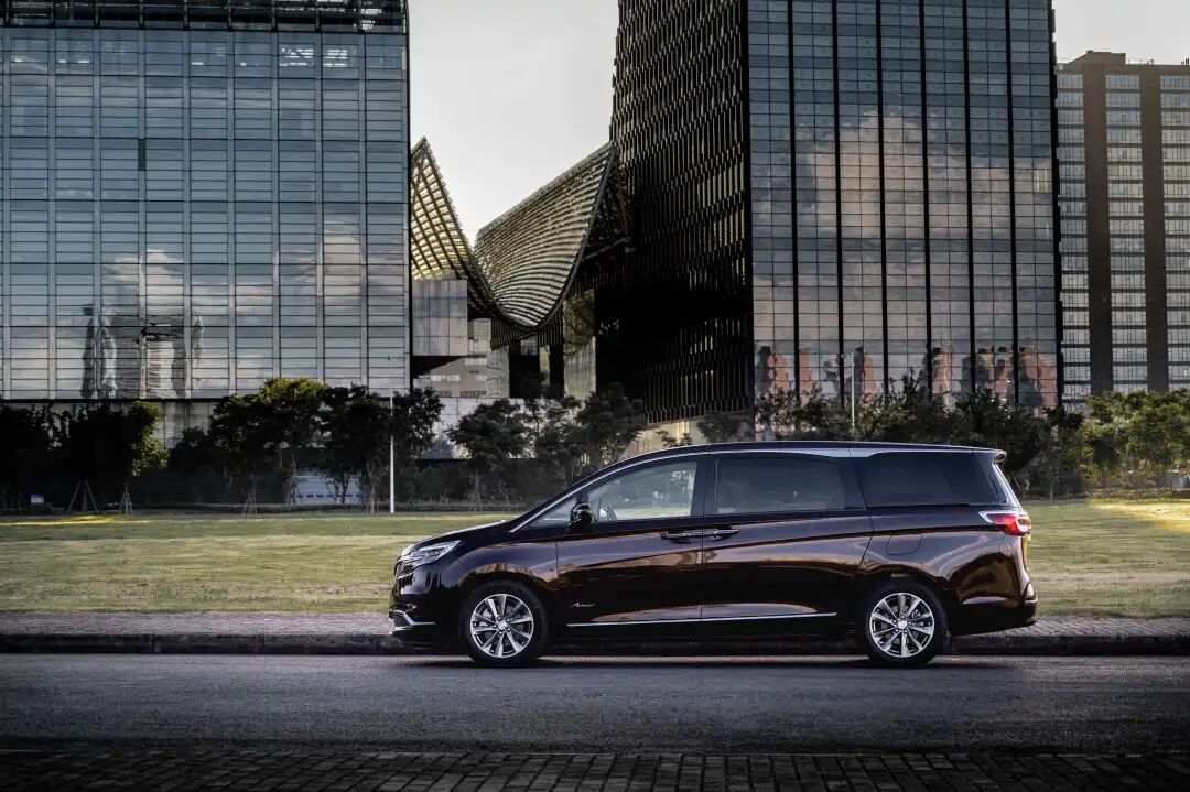 有一说一｜赛那能赢GL8吗？-技术邻