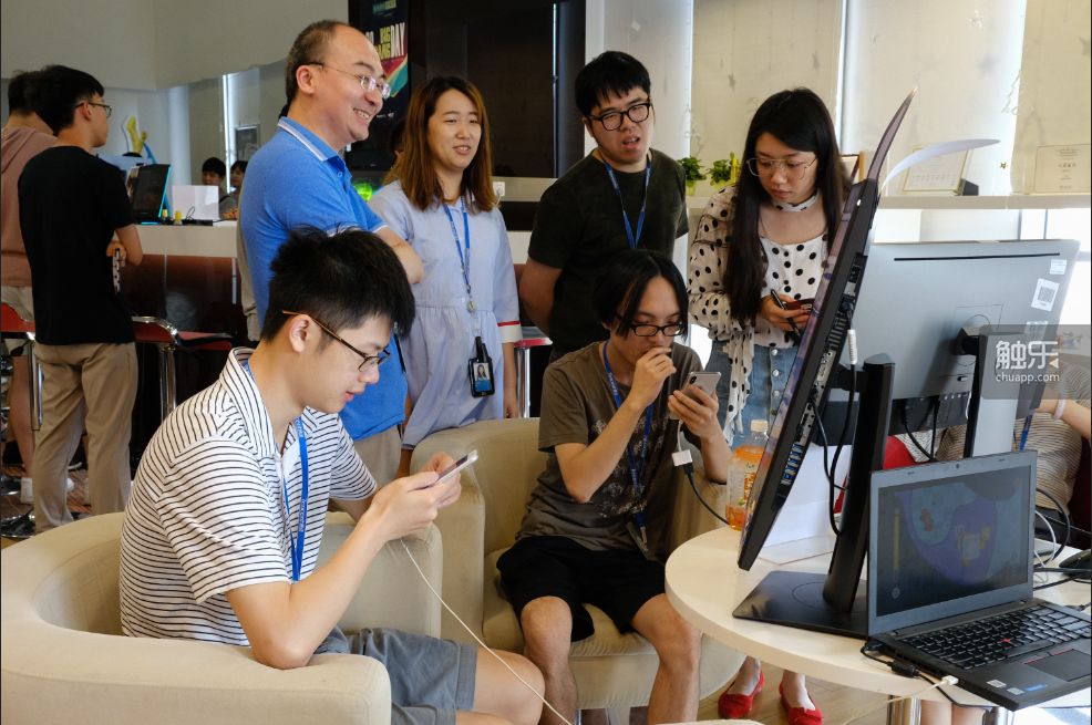 《OWO》：4人小团队与“激萌一键式动作游戏”的诞生-腾讯游戏学堂