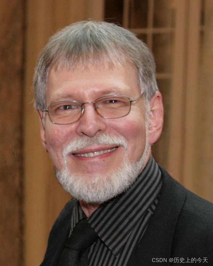 历史上的今天：编程语言Julia公开发布；IBM诞生 - 脉脉