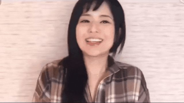 苍井空官宣复出：自晒裸照，评论区炸翻了！ -6parkbbs.com