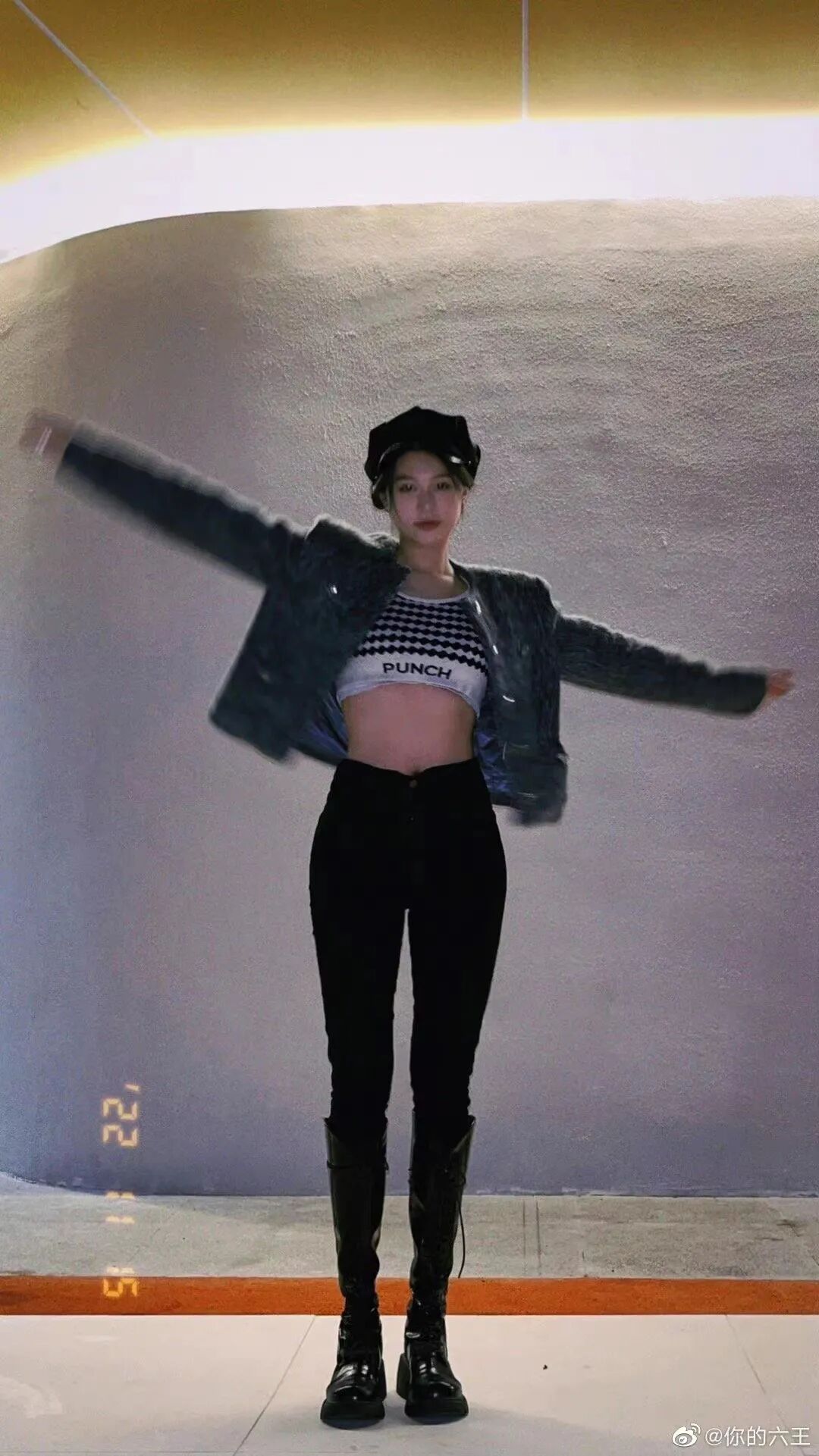 又火了一位舞蹈主播，扭扭身子就富过榜1 -6park.com