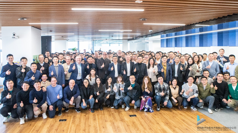 宝马大中华区CEO，华晨宝马CEO及宝马中国区各企业高层视察访问领悦南京 - 脉脉