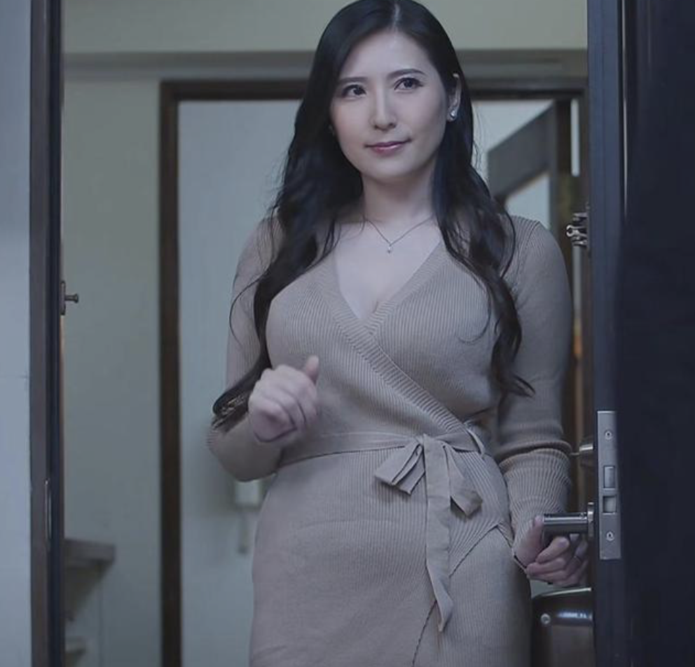 25位业界熟女天花板全收录！从美魔女到一字马女王，这位48岁姐姐居然最顶？_网络游戏新闻_17173.com中国游戏门户站